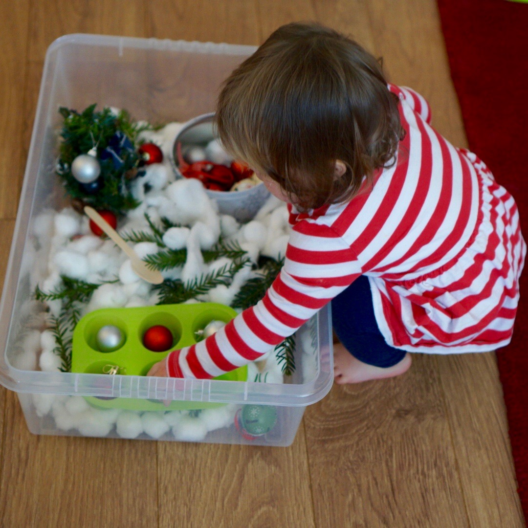 Christmas Themed Sensory BinBamm Boo